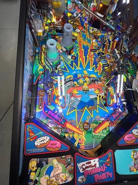Simpsons Pinball Party Machine by Stern - Pinball Machine Center