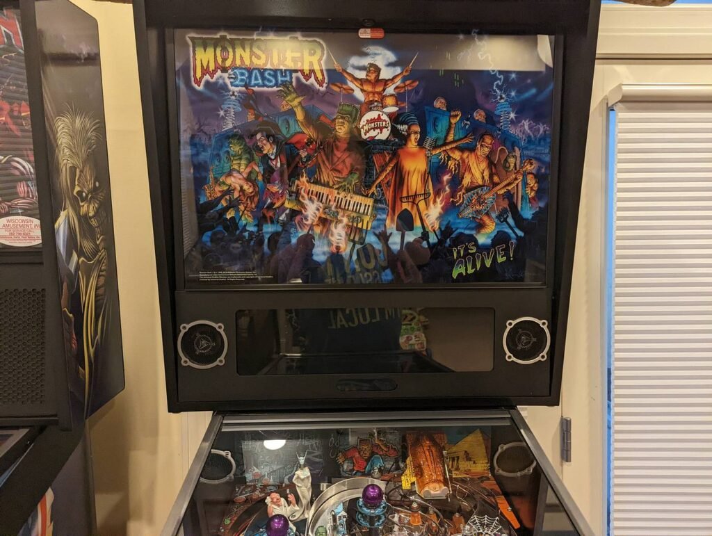Buy Monster Bash Pinball Machine – Special Edition - Pinball Machine Center